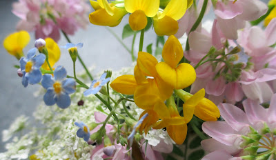 Country Weekend ~: flowers in the country house