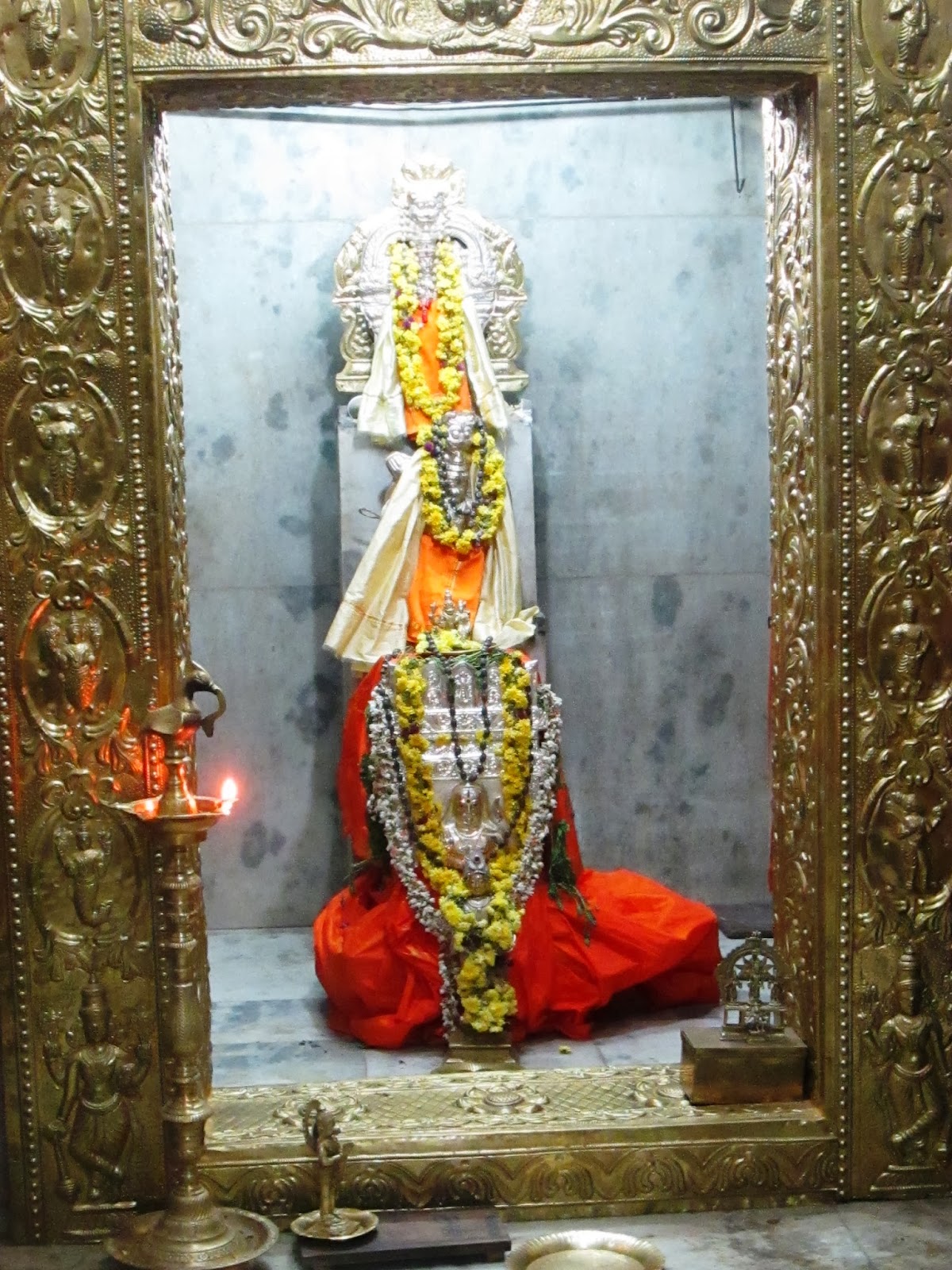 Raghavendra Swamy Mutts /Temples: Bangalore Domlur Raghavendra Swamy