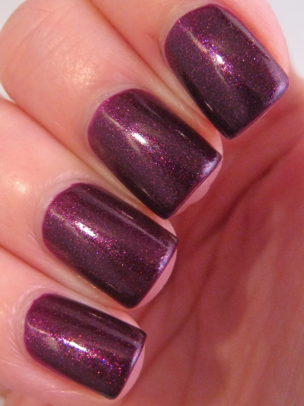 Naily perfect: Hola! Un-named purplely-ness:)