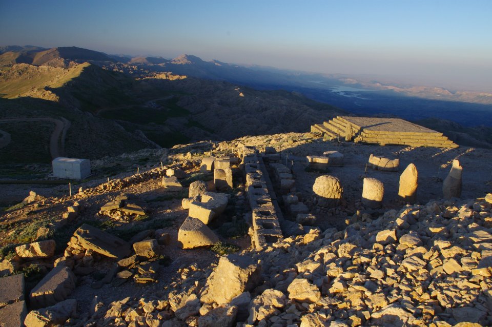 Uncharted Ruins: The lost Kingdom of Commagene