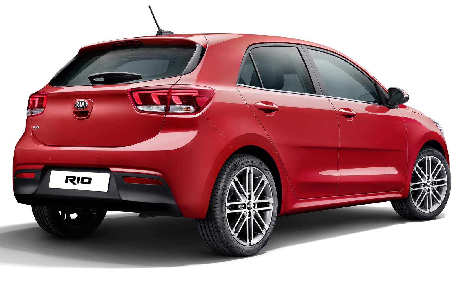 Novo Cerato 2017 inaugura produção da Kia no México