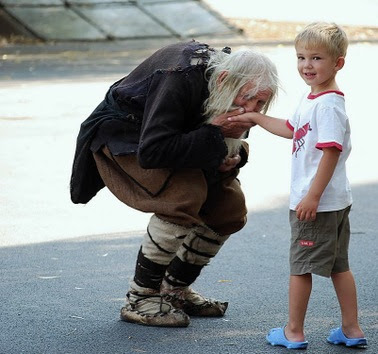 DESPERTAR CAJATAMBINO: LECTURAS REFLEXIVAS: "EL MENDIGO"