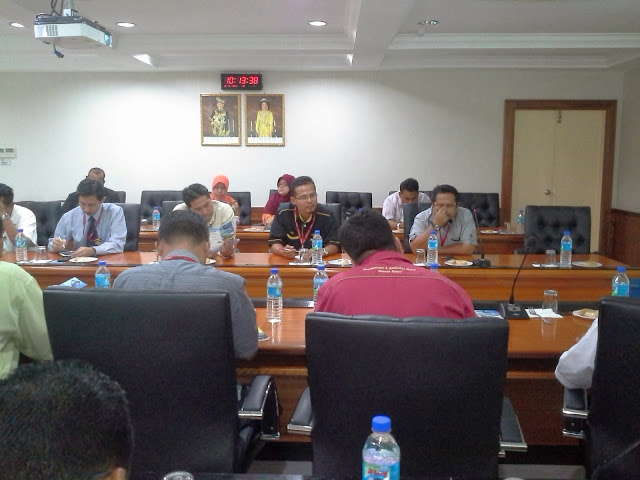 Sesi Lawatan Di KKTM Ledang - Bahagian Kemahiran dan Teknikal MARA