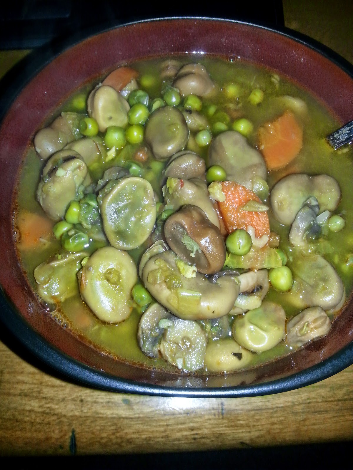 Rodrigo's Kitchen: Guiso de habas / Broad Beans stew