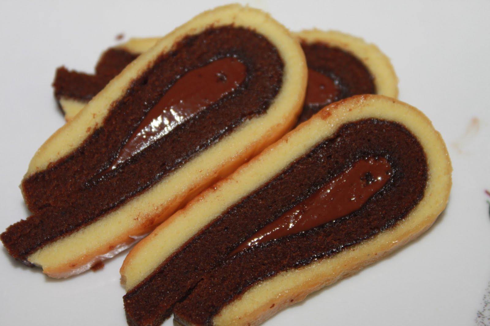 Rasa-Rasa Kuih Ku: KEK LAPIS TEMPAHAN HARI RAYA 2011 dah dibuka (^_^)