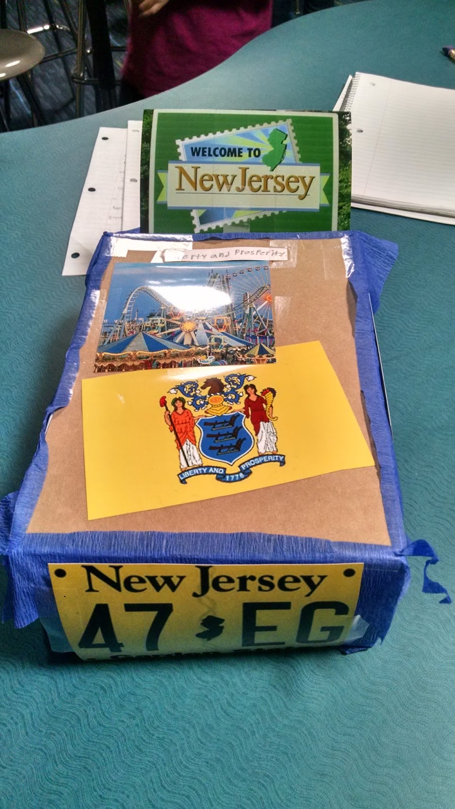 Room 125: Shoebox Floats