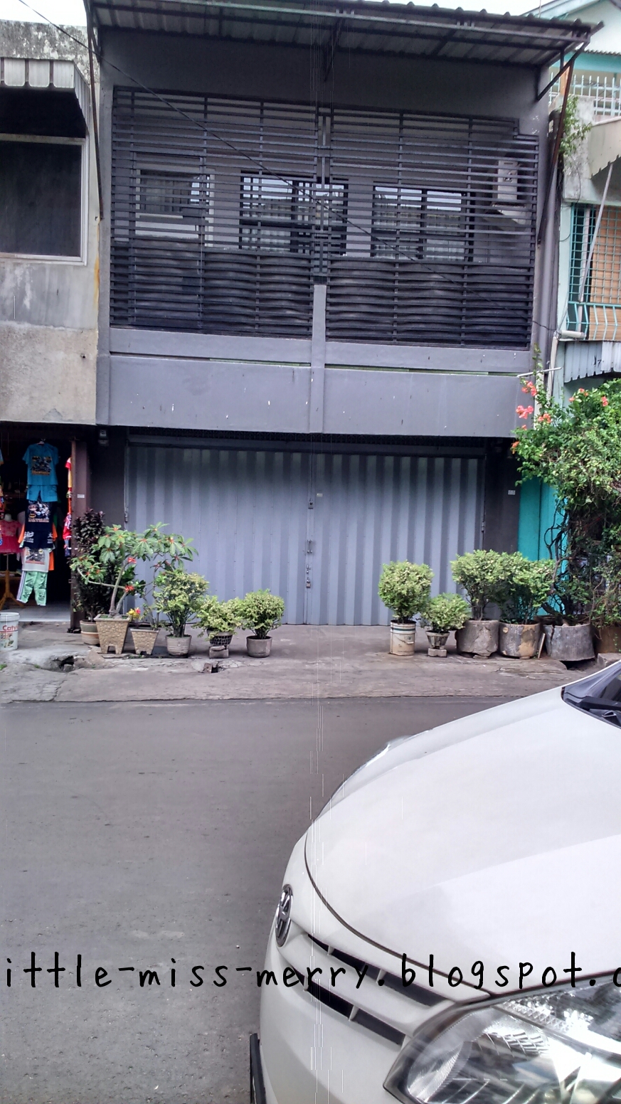 little miss merry handmade: {craft supplies} Toko Kain dan Bahan Craft ...