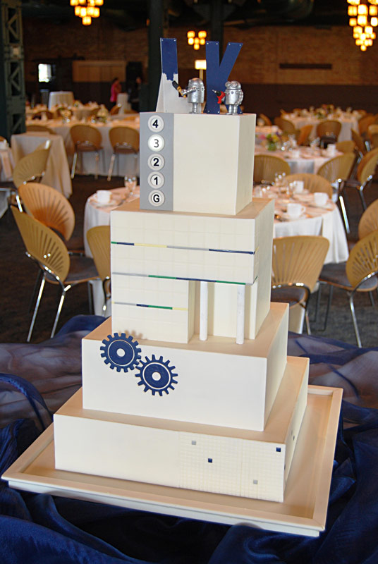 Gateaux's cake log: Love in an Elevator