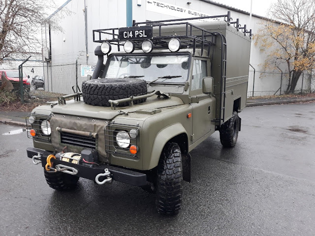 Landrover Defender: Ex mod army land rover defender 127 ambulance wolf ...