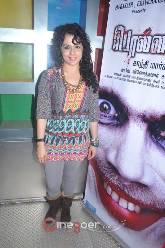 Nisha Lalwani photos, Nisha Lalwani wallpapers, Nisha Lalwani biography ...