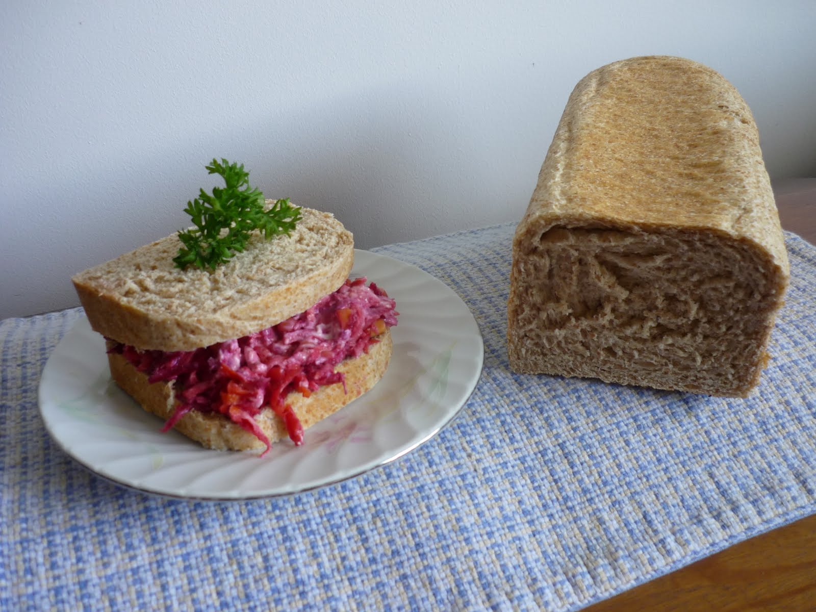 Cocinando con Sencillez: Pan Integral para Sandwich Vegetariano
