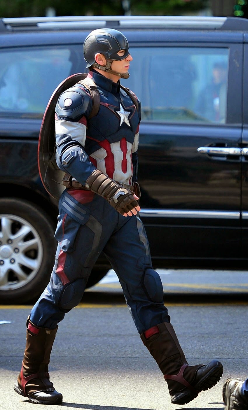 SNEAK PEEK: "Avengers: Age Of Ultron" - 'Captain America'