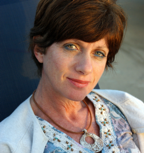 Eterna Sefarad: A Pintora da bela Cidade do Cabo, Fiona Collins!