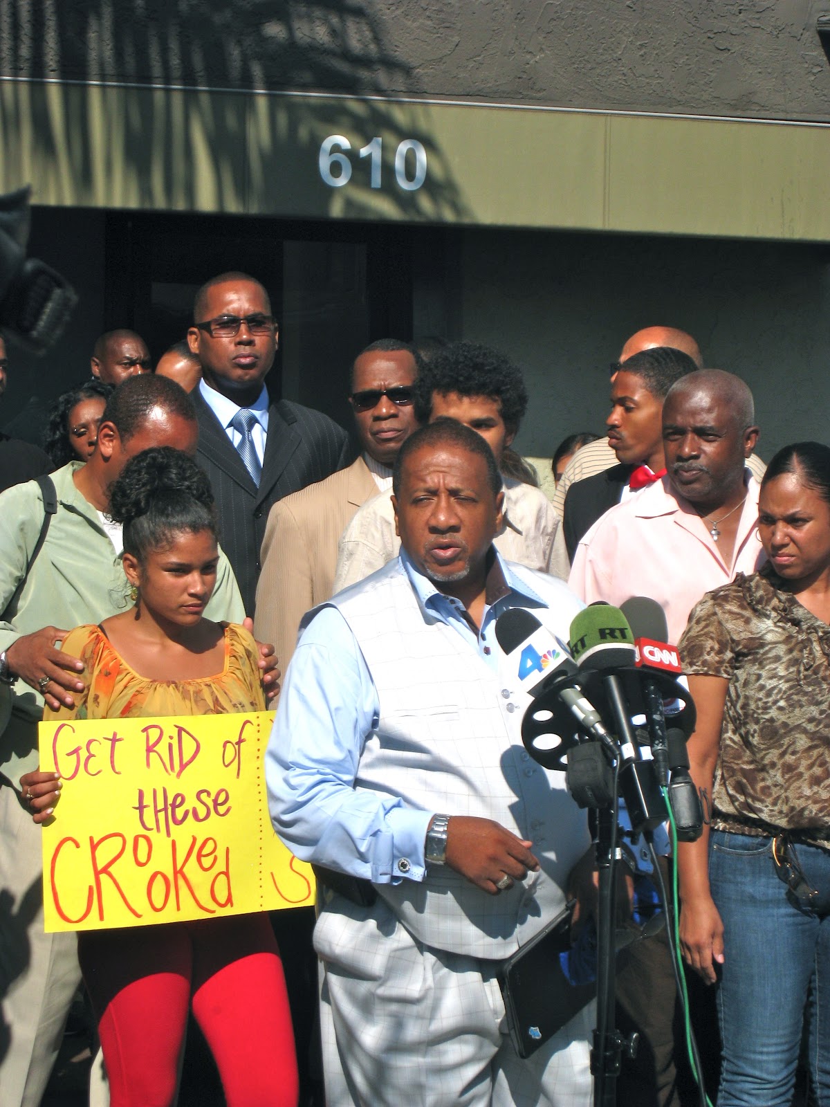 Blogtown: Ronald Weekley, Jr. - Skateboarding Is Not A Crime