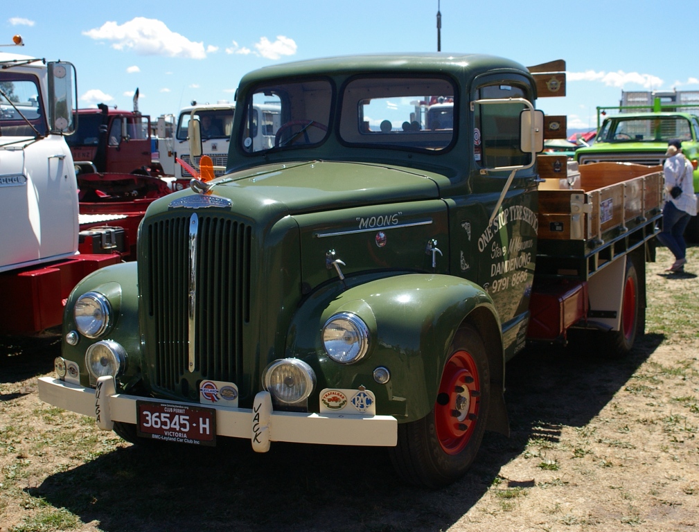Historic Trucks: Longwarry Heritage Truck Show 2018 - Part 2 - English ...