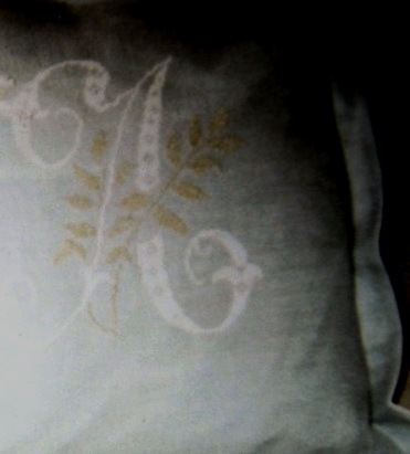 Linge ancien: Iniciales con gráficos del Taller de lino