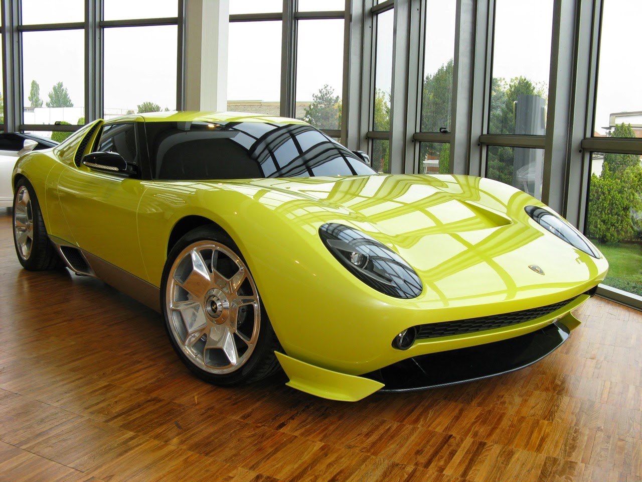 1001 Coches: Lamborghini Miura, el Lamborghini por excelencia