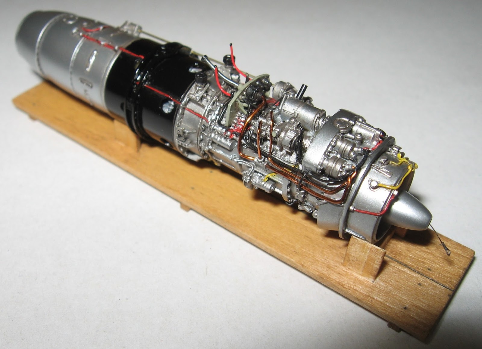 Replica in Scale: August 2016