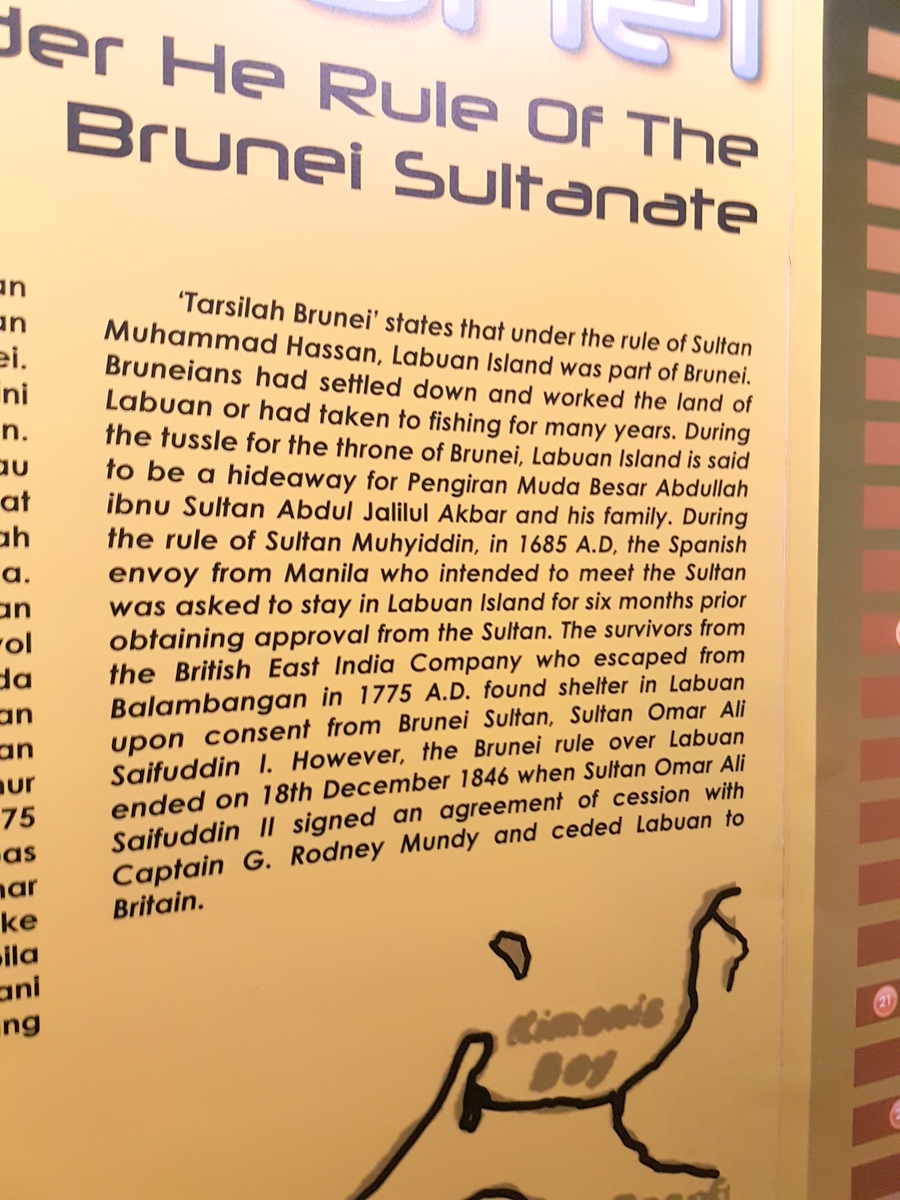 Travelholic: Labuan Museum and Negeri-negeri Selat