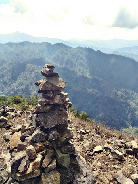 Hiking Mount Ulap at the Most Opportune Time - Nomadic Experiences