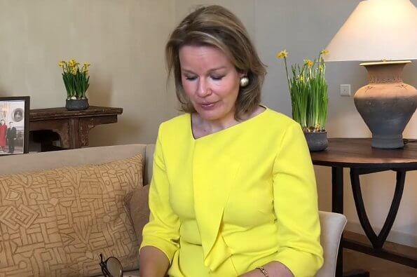 Queen Mathilde encourages young people to read more
