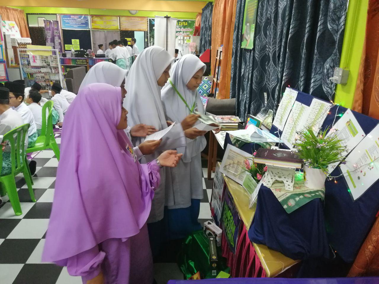 BLOG RASMI SMK PENDETA ZA'BA: PAMERAN BERTEMA IHYA RAMADHAN DI PSS ... BLOG RASMI SMK PENDETA ZA'BA: PAMERAN BERTEMA IHYA RAMADHAN DI PSS ...