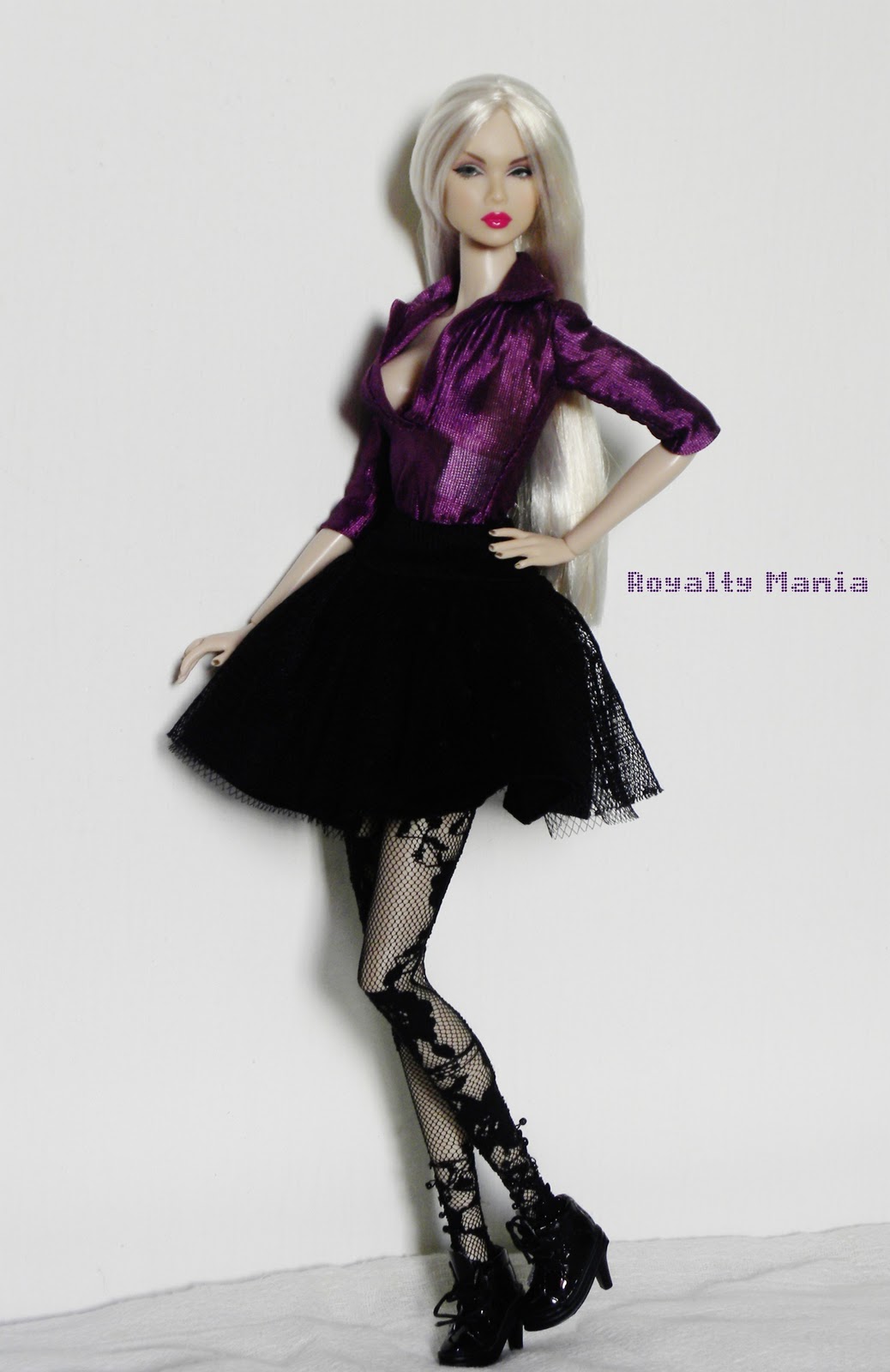 L Royalty: Lilith! Pra mim a mais bela.