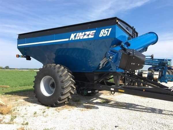 FS19 Kinze Carts more realistic - FS 19 & 22 USA Mods Collection