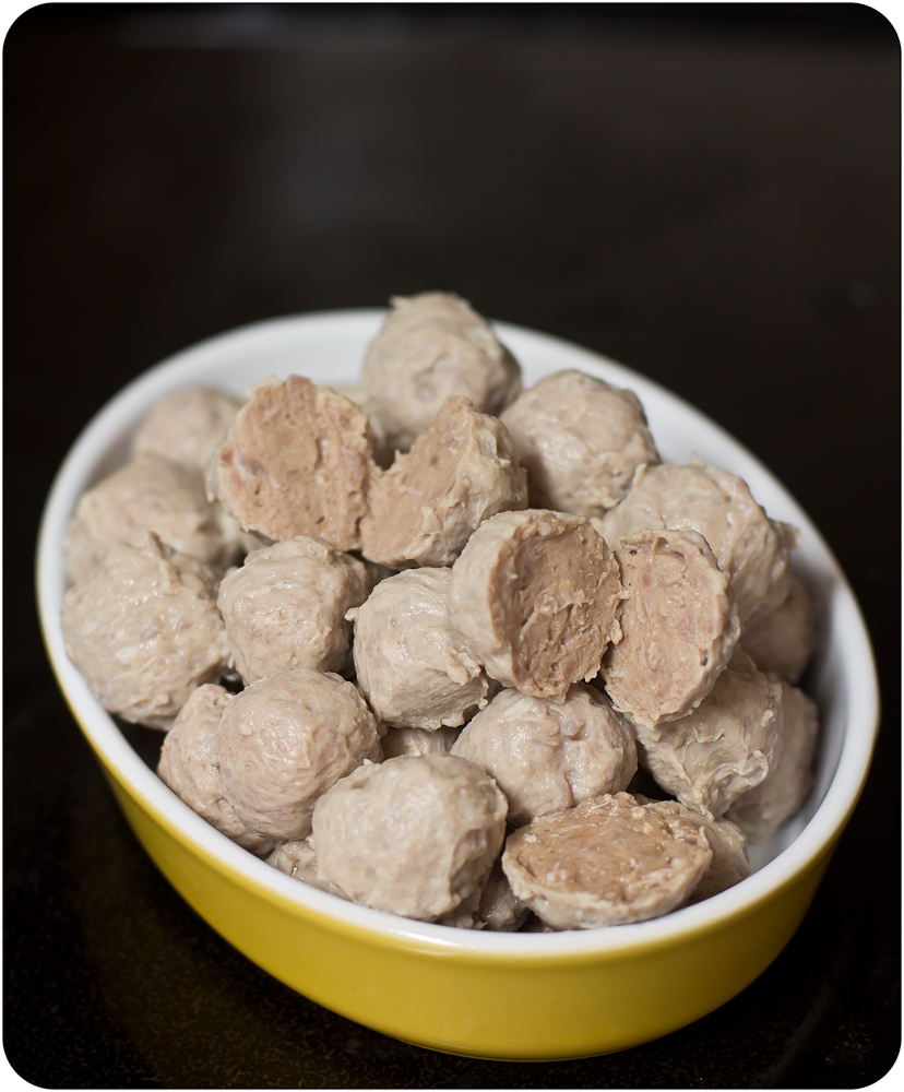 fla-kitchen: Bakso Mix-Indonesian style Beef Meatballs