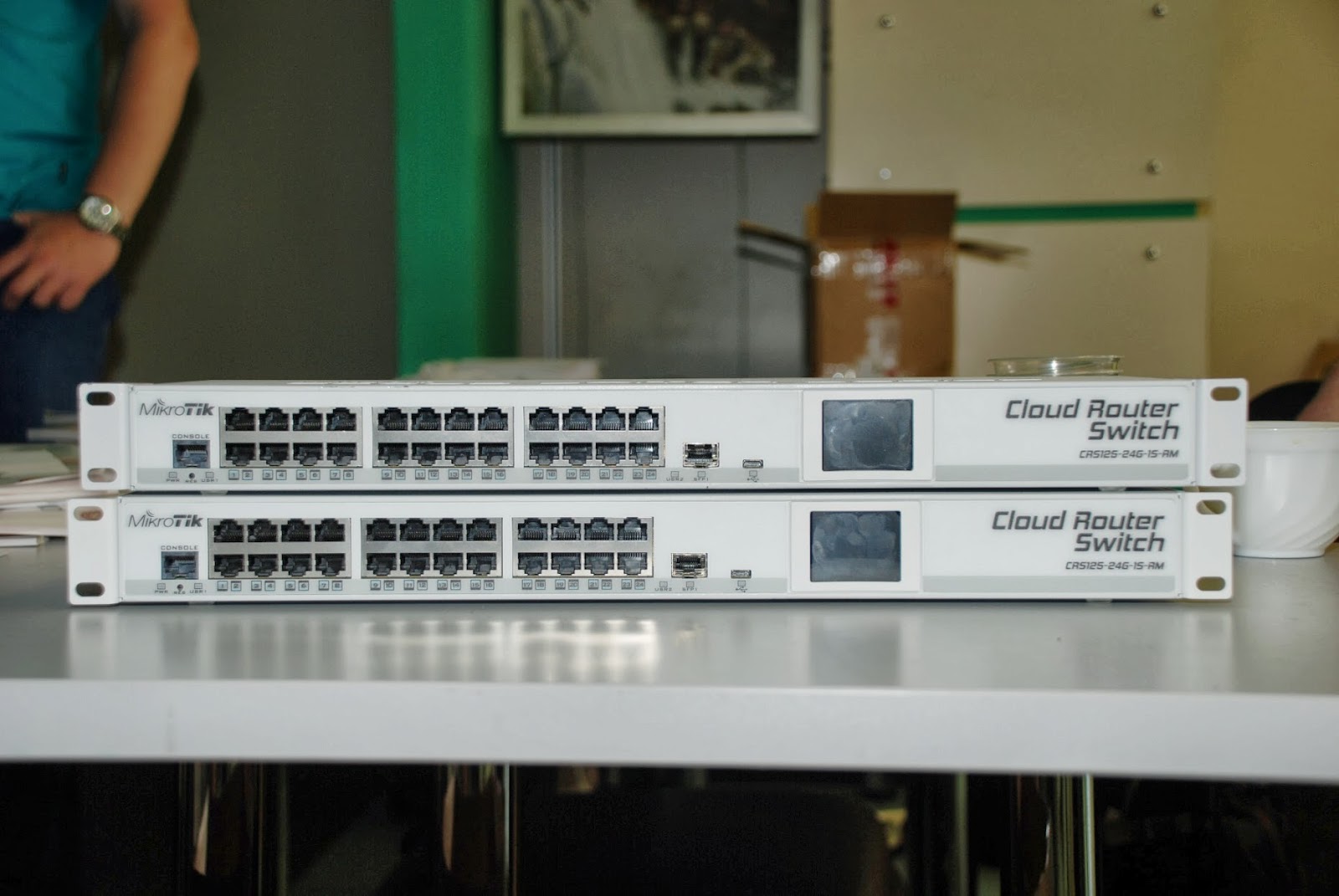 wificentrum: 24 port Cloud Router Switch CRS125-24G-15-RM