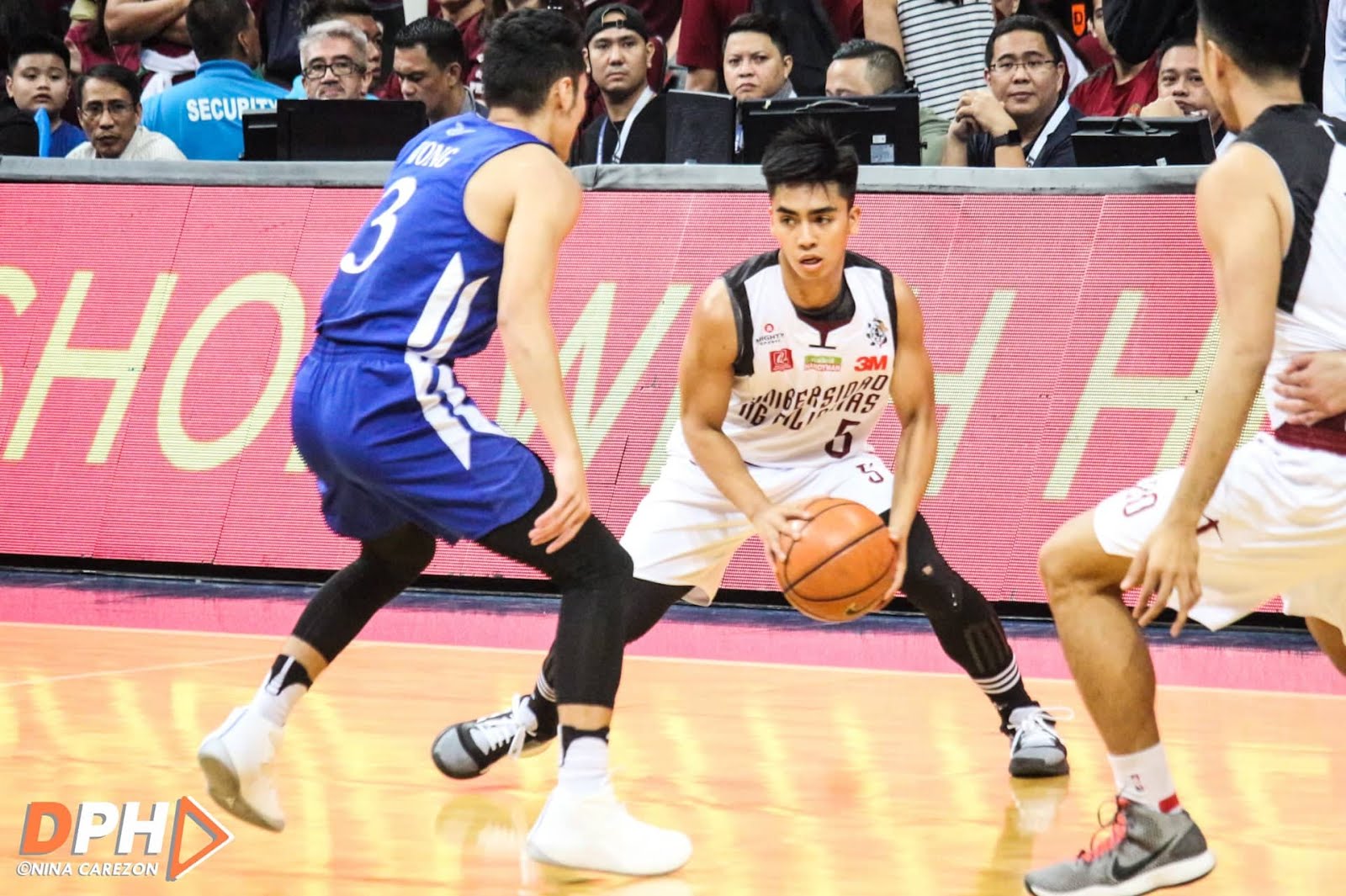 Former Batang Gilas playmaker Dario makes last-second dash as 48 ...