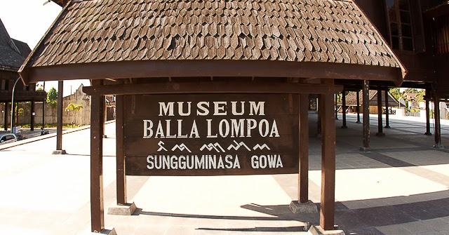 Museum Balla Lompoa - Rumah dan Benda Bersejarah Kerajaan Gowa