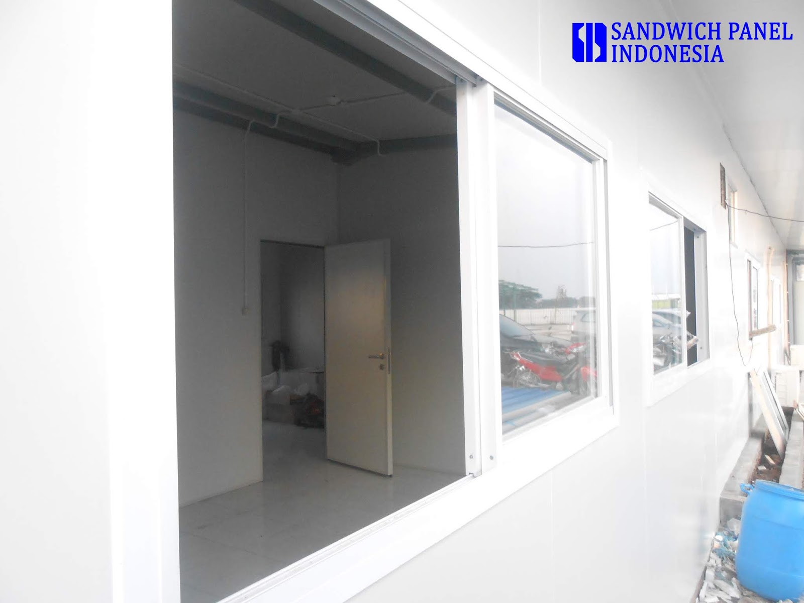 Sandwich panel door - Sandwich Panel Indonesia