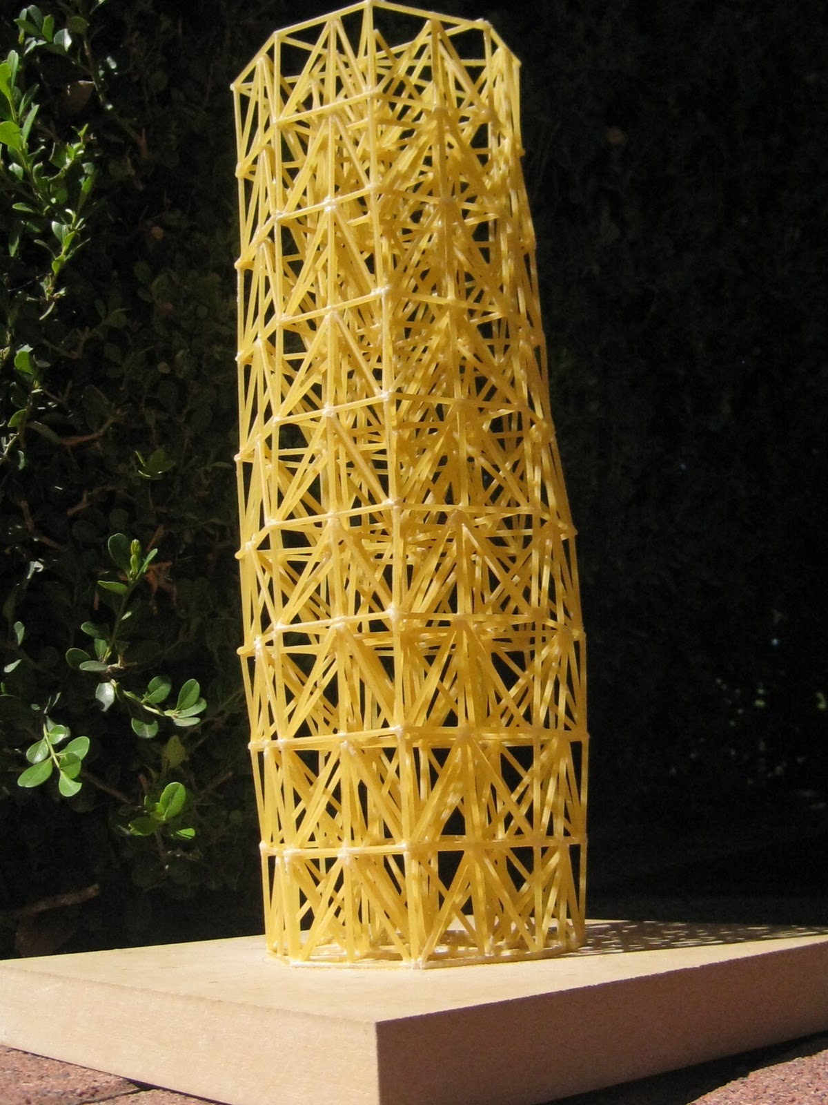 LOVarq: TORRE DE SPAGHETTI