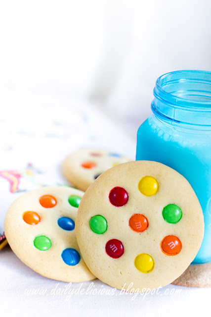 dailydelicious thai: Multicolour cookies: Come bake with me!