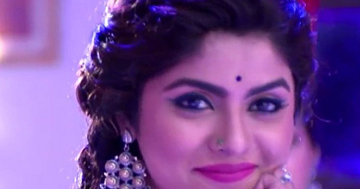 Sayantani Ghosh Biography, Age, Facebook, Instagram, Boyfriend, Family ...