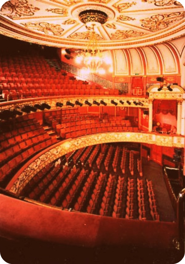 Vintage Vixen: 02/2013