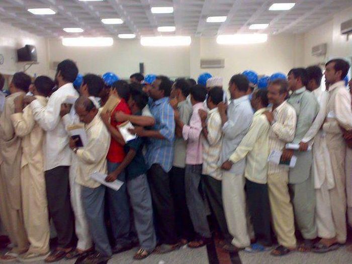 LOL | Laugh Out Loud: How the Queues Look in India