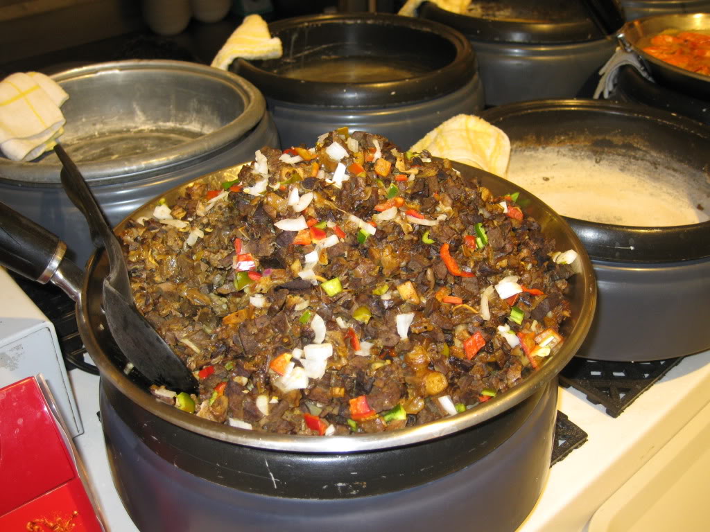 Cook Filipino Recipes: Bopis (Lung, Heart and Intestine Dish)