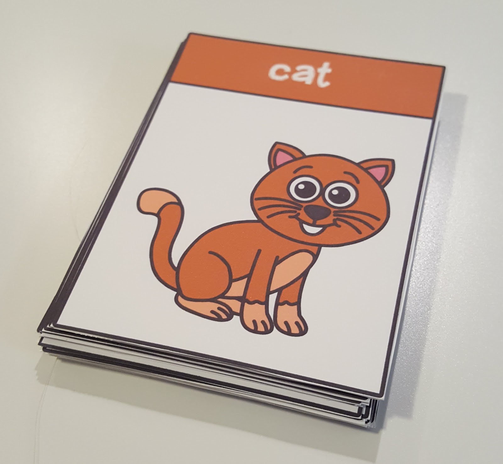 The Puzzle Den: Spanish Pets Matching Game