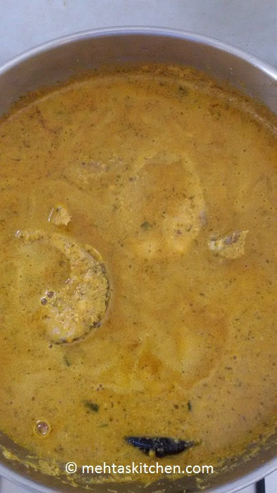 Let's Start Cooking...: Parsi Fish Curry Rice