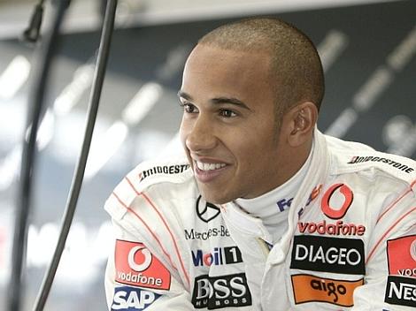 Formula 1 World: Lewis Hamilton Pictures And Bio