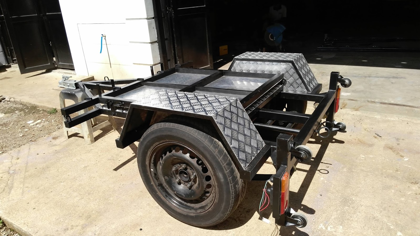 Terima pesanan Anhang/Trailer untuk motor, kapal, jetski | Jasa Semarang