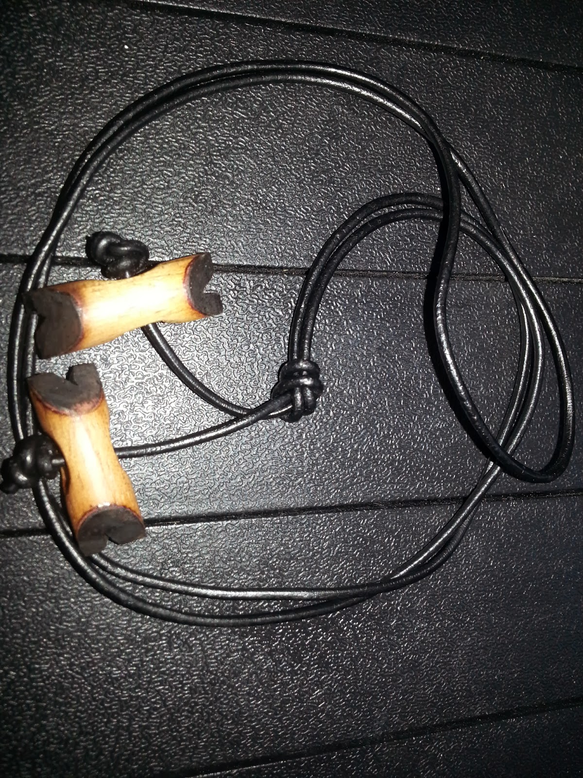 Gilwell Woggle leather - Nudo Gilwell de Cuero - Scout Leader Woodbadge ...