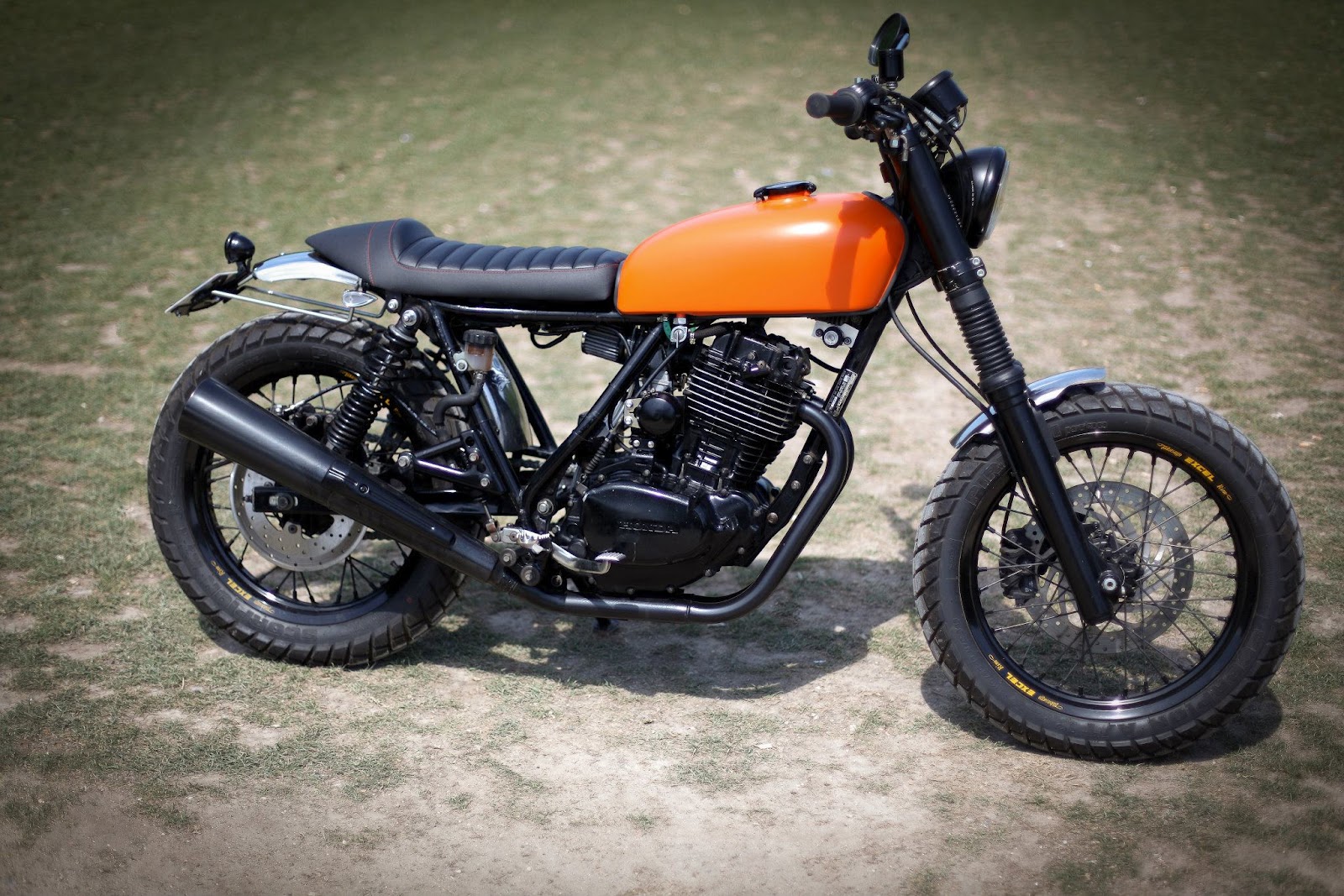 Racing Cafè: Honda FT 500 by Rive Gauche Kustoms