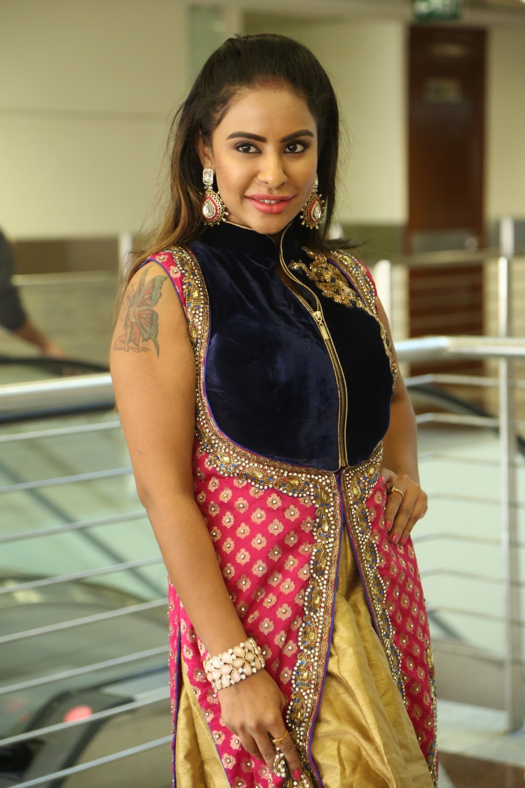 Srilekha Reddy new sizzling photo shoot