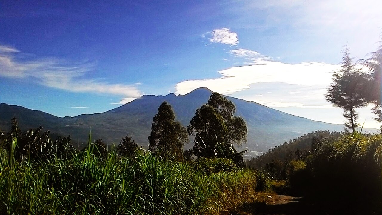 Backpacker Story: Gunung Panderman: Short Escap(ad)e One Day Hiking