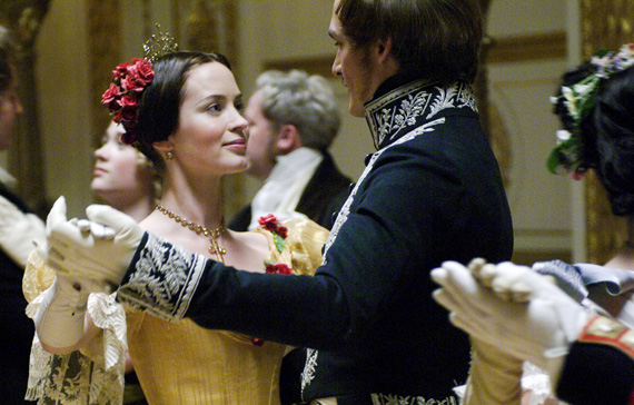 deviant housewife.: The Young Victoria