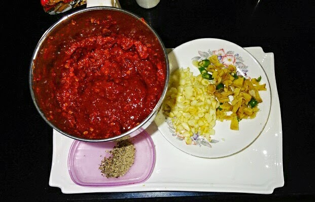 Veg Indian Good Food Recipes..: Schezwan Sauce (Schezuan Sauce)