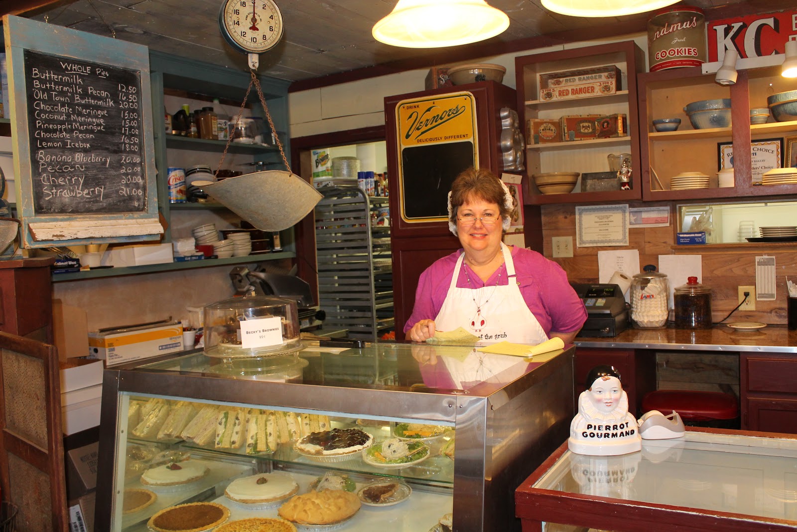 Texas Homemaking: Travel Texas :: The Oxbow Bakery & Antiques